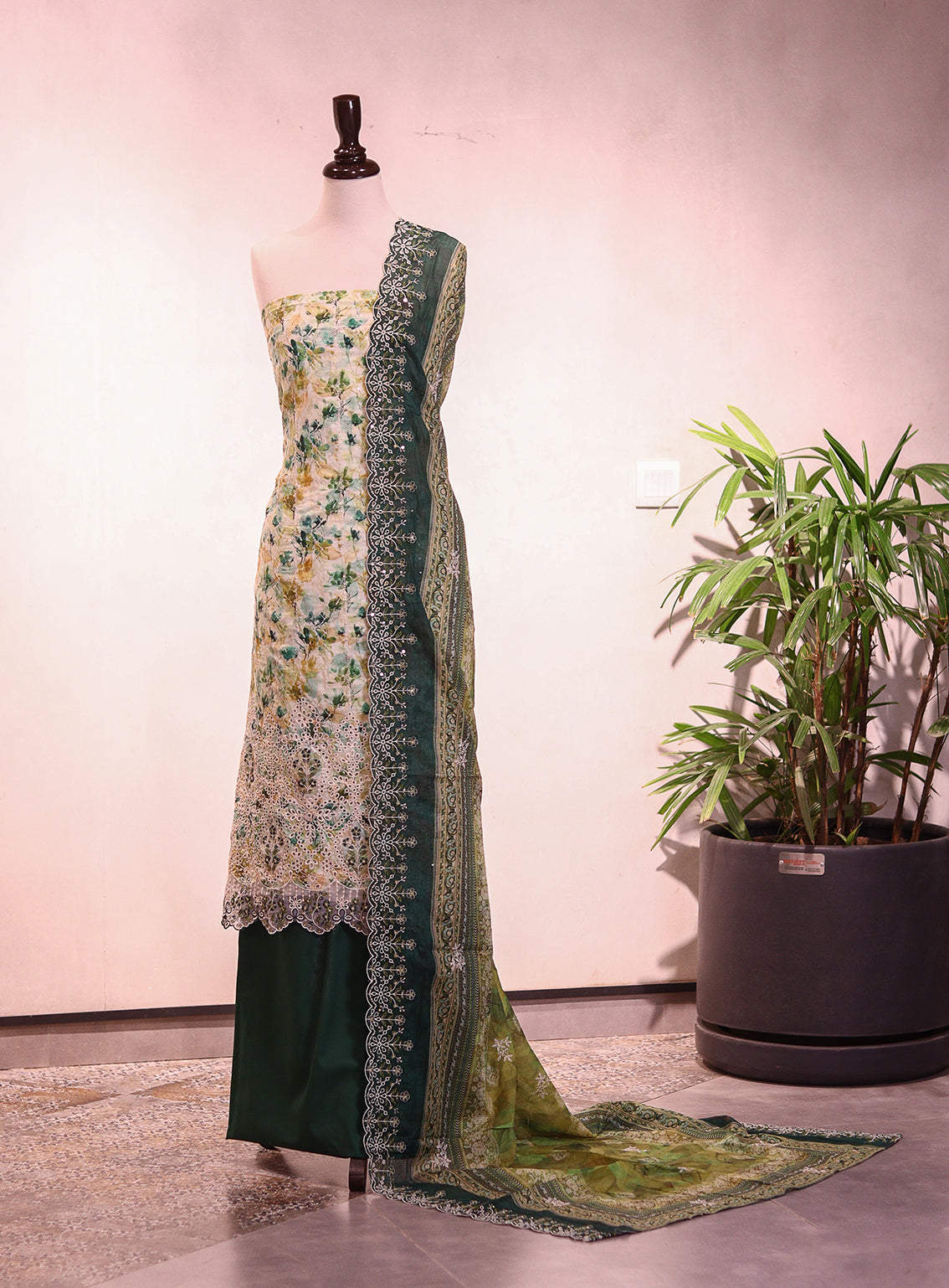 Bin Saeed Digital Embroidered Lawn 3 Piece Unstitched Suit BS26E D-01 ...