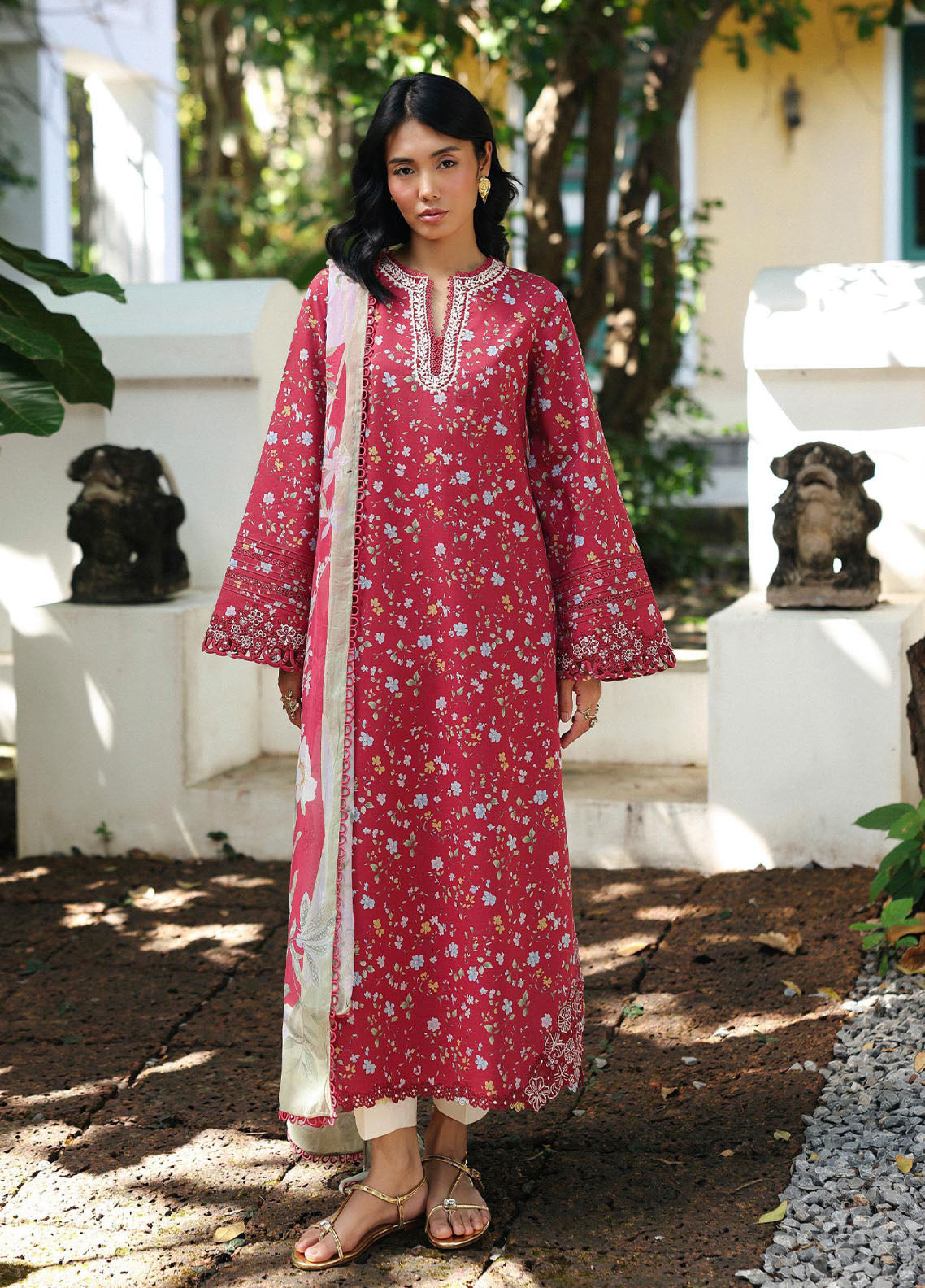 QPrints By Qalamkar Embroidered Lawn 3 Piece Unstitched Suit QLM26QP D ...