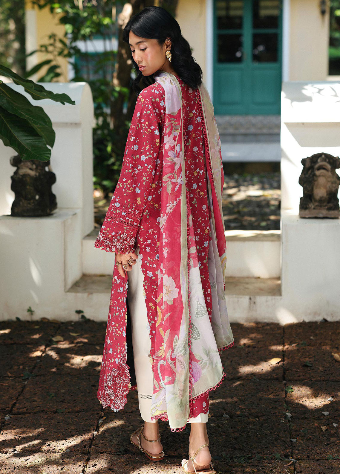 QPrints By Qalamkar Embroidered Lawn 3 Piece Unstitched Suit QLM26QP D ...